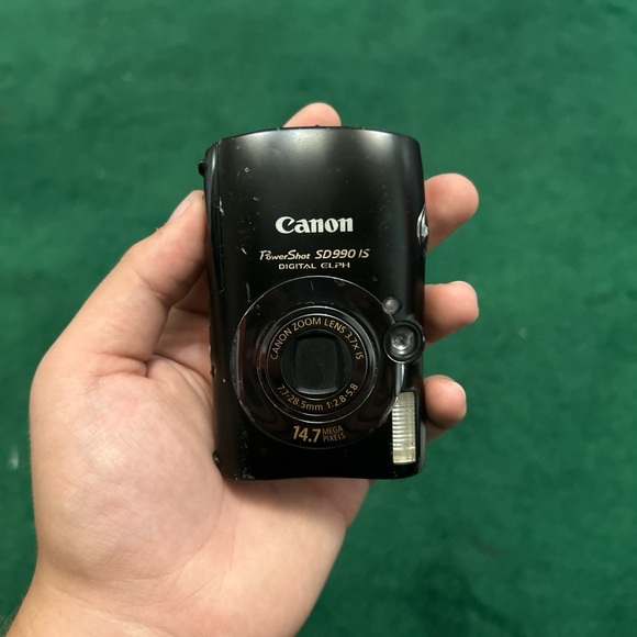 Canon | Cameras, Photo & Video | 0s Vintage Canon Camera | Poshmark